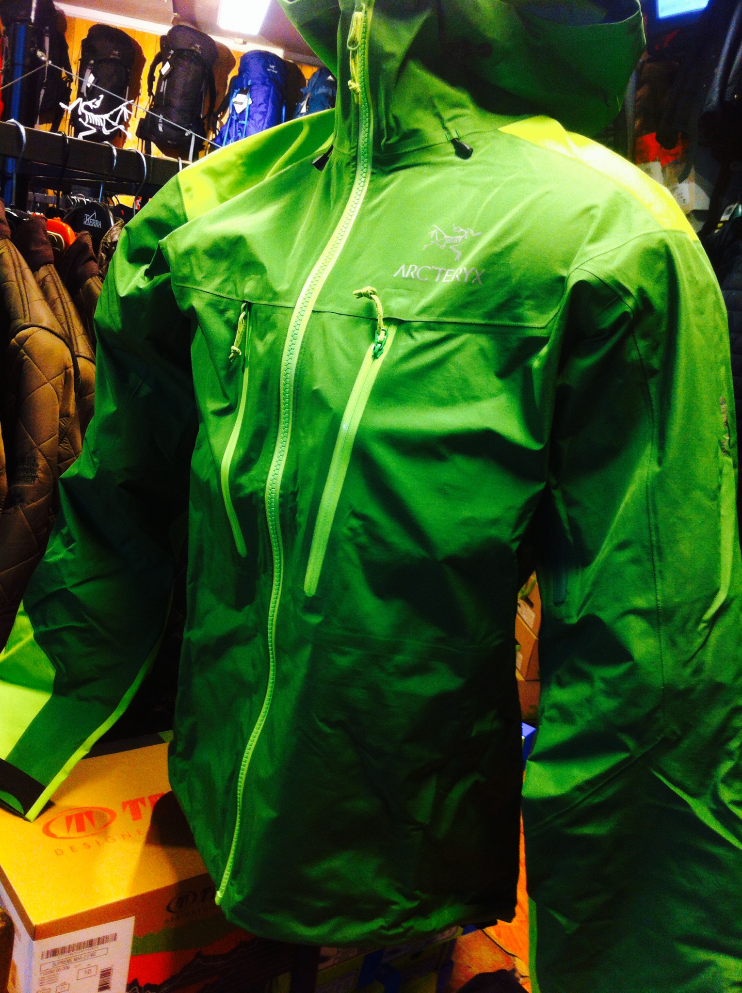 Arcteryx Alpha AR Jacket Men's • Magazinet Sport